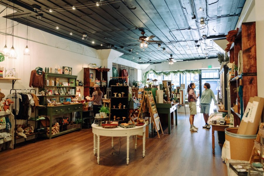 Where to Find Unique Gifts From Washington State