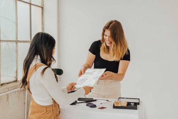 Where to Find Unique Gifts From Washington State
