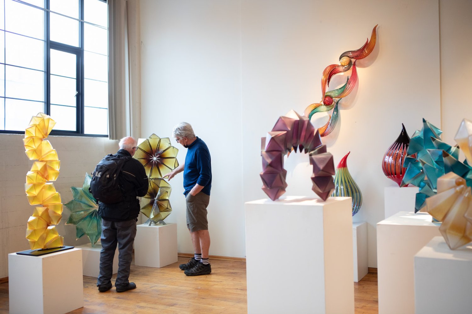 Experience Washington State's Thriving Glass Art Scene