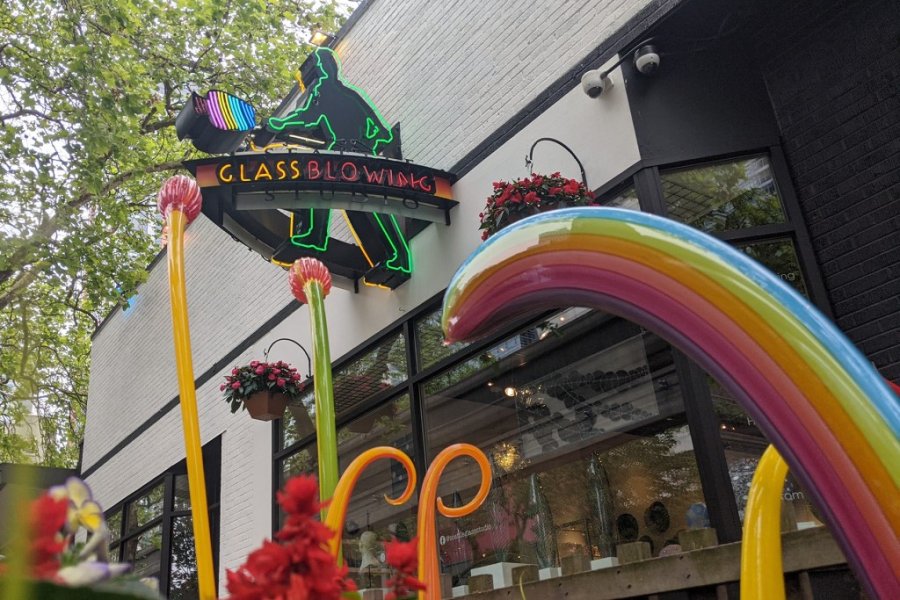 Experience Washington State's Thriving Glass Art Scene