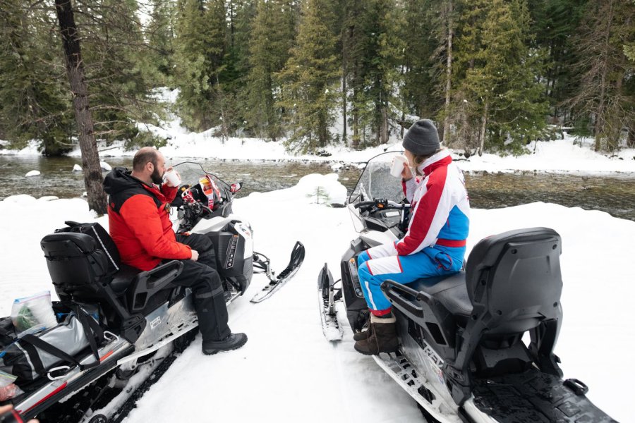 Snowmobiling in Washington State: Find Trails and Tours