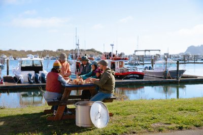 Guide to Shellfish Harvesting in Washington: Oysters & More