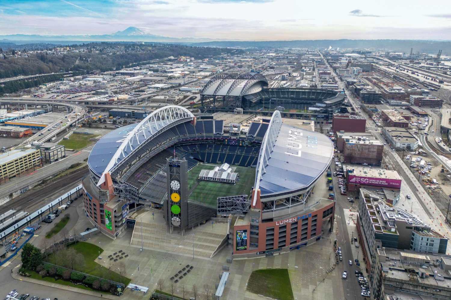 Where to Catch a Game: Seattle Sports Venues